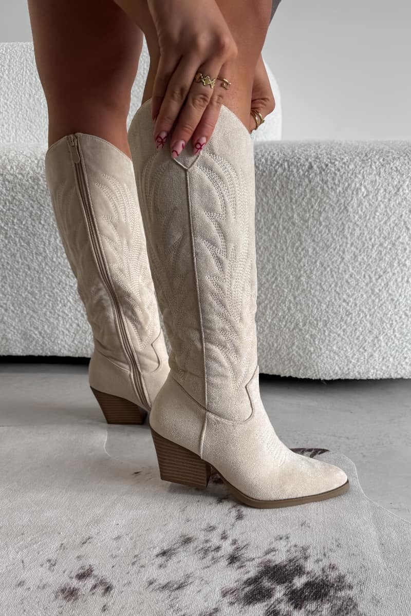 ALBA Cowboy Western Boots - Beige – AJ VOYAGE