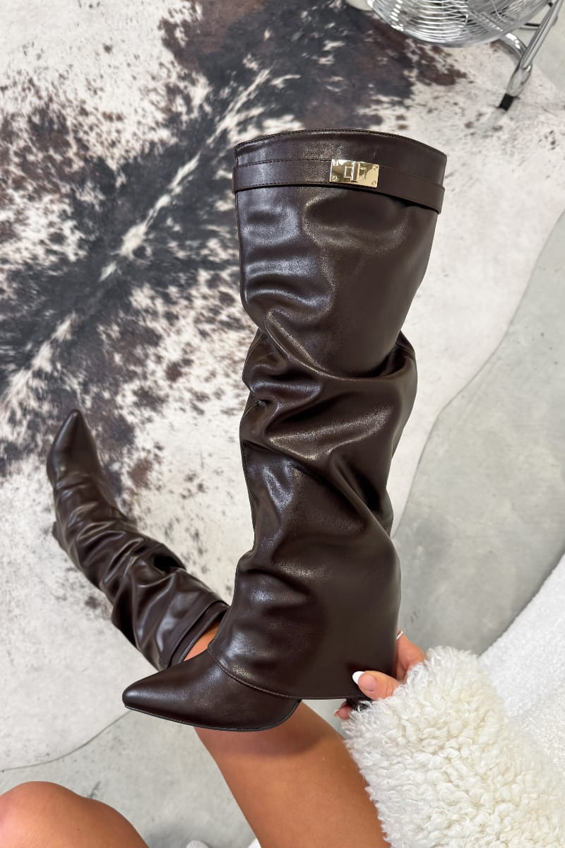 WREN Knee High Slouch Boots - Brown PU – AJ VOYAGE